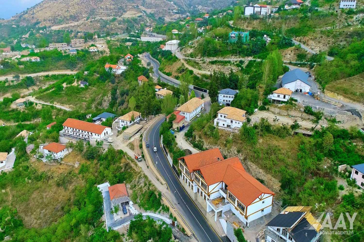 Restoration of inner-city roads of Lachin being carried out rapidly ...