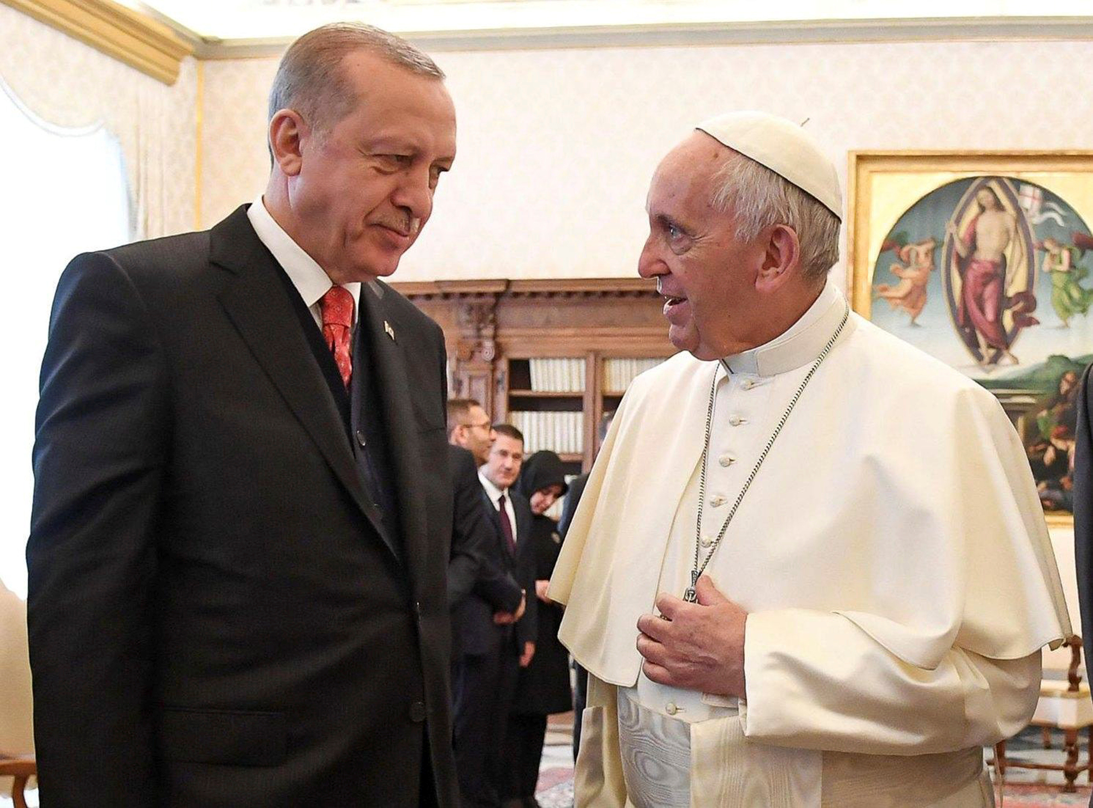 Türkiye's Erdogan holds phone call with Pope Francis
