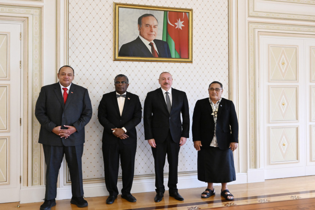 President Ilham Aliyev received Governor-General of Tuvalu, Prime ...