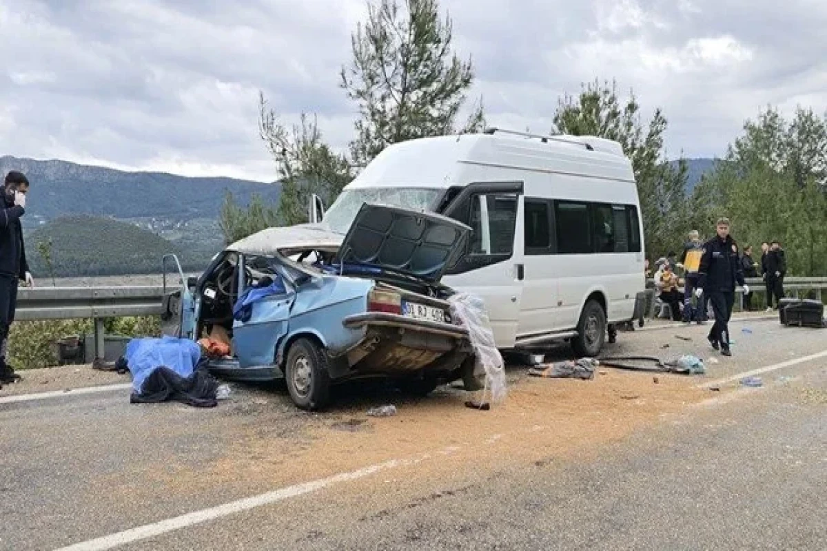 Five family members die in traffic accident in Türkiye