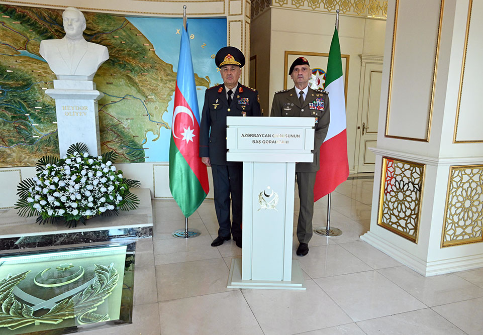 Chief of Defence of Italian Armed Forces pays a visit to Azerbaijan-VIDEO
