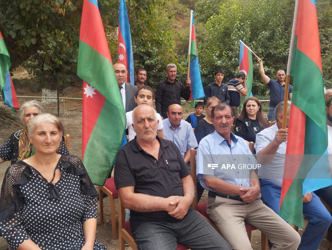 Azerbaijan begins relocation to Shushakend village, families receive ...