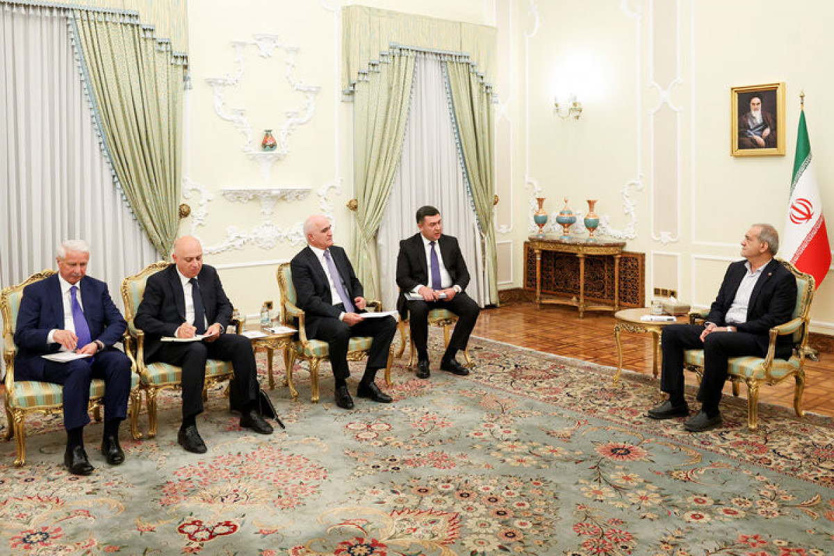 Iranian President receives Azerbaijani Deputy PM-UPDATED