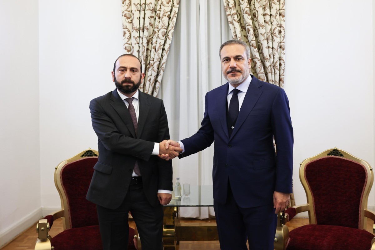 Armenian, Turkish Foreign Ministers hold phone conversation
